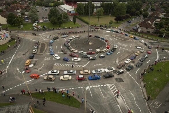 Swindon’s Infamous Magic Roundabout Nicknamed "designed by Satan ...