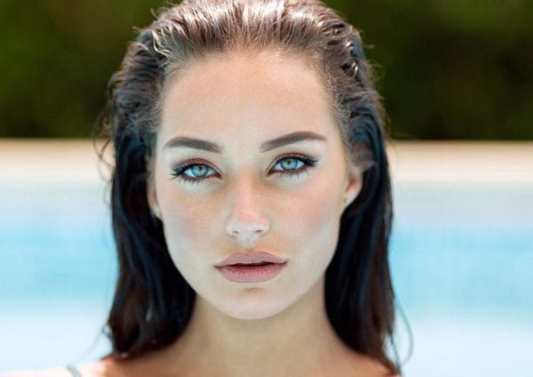 We betwijfelen of beauty Faith Landman wel van Aarde komt - Daily Base