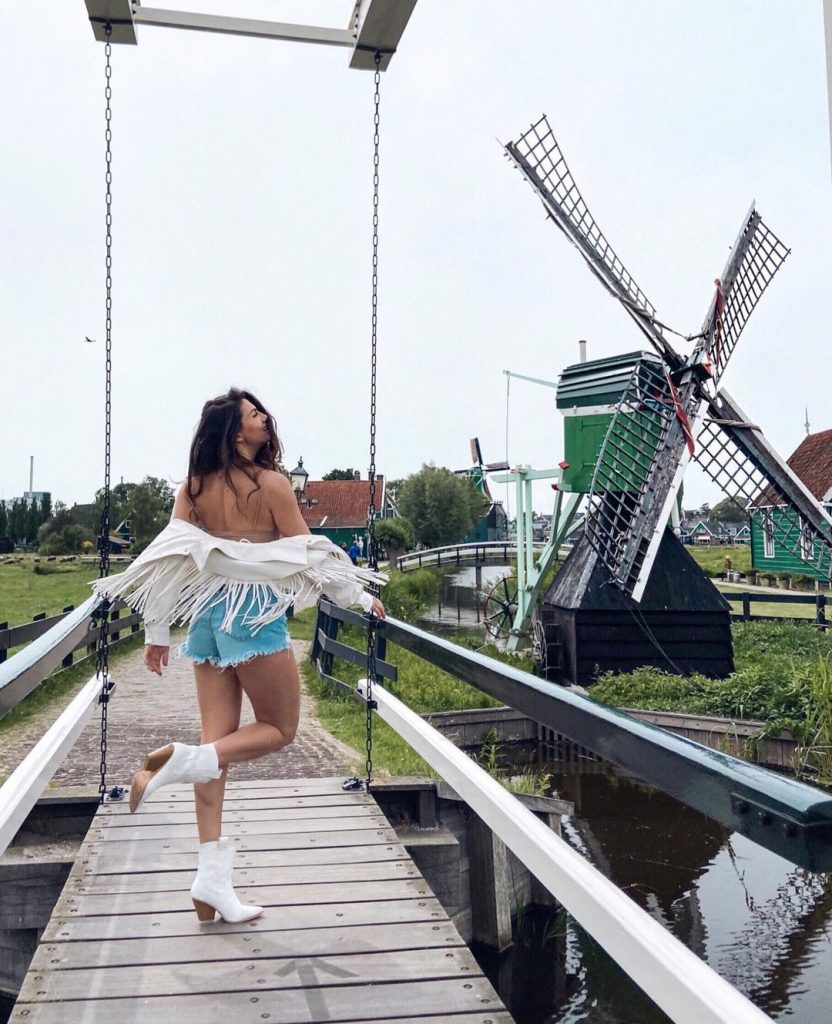 Lisa Michels, de knapste alleskunner van Nederland!