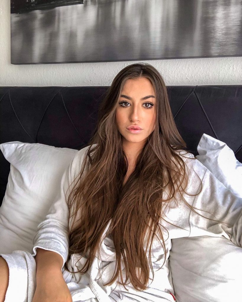 'Laura in pictures' is een van de knapste influencers die we kennen!