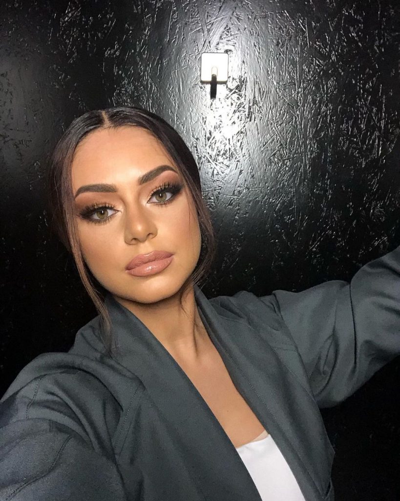 De vrouw van rapper Kosso is de beeldschone zangeres Dorentina!