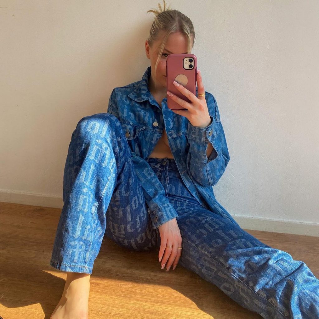 De supersexy Nederlandse Kelly Mexy blijft lekker zichzelf!