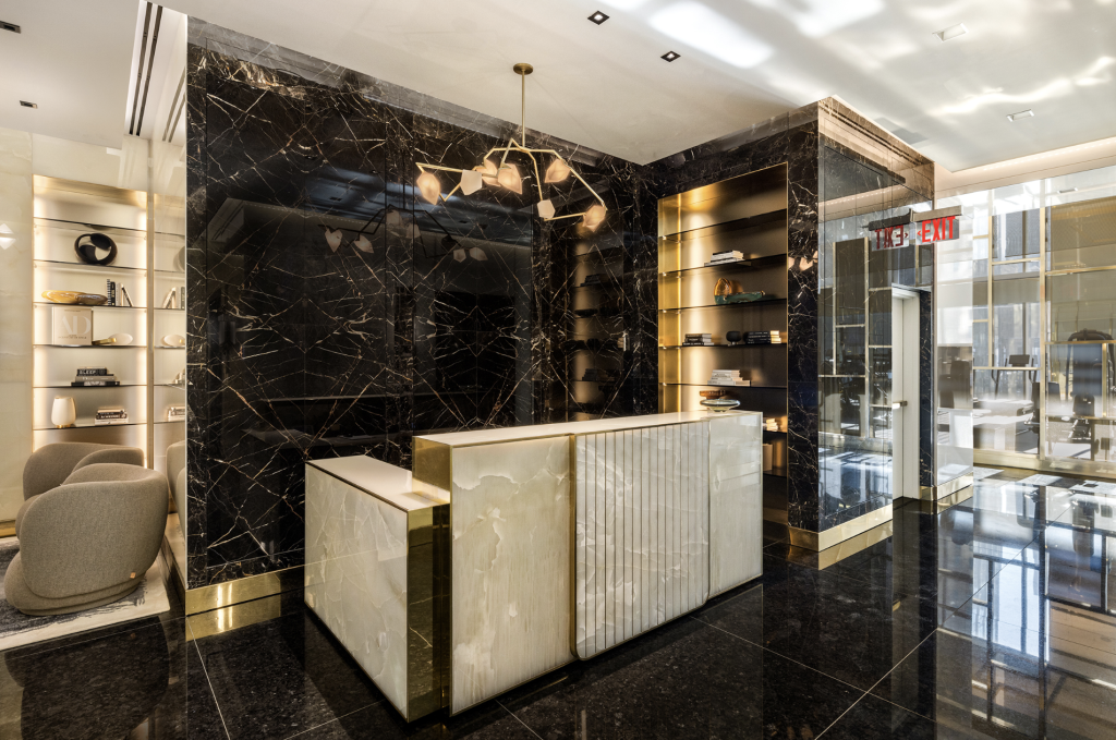 Hoogste penthouse ter wereld staat te koop voor $250 miljoen!