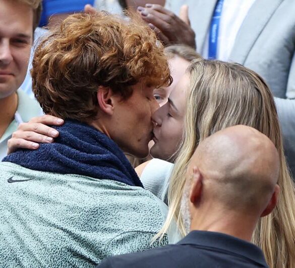 De 10 mooiste vrouwen ter wereld! (anno 2023, onder de 30 jaar)