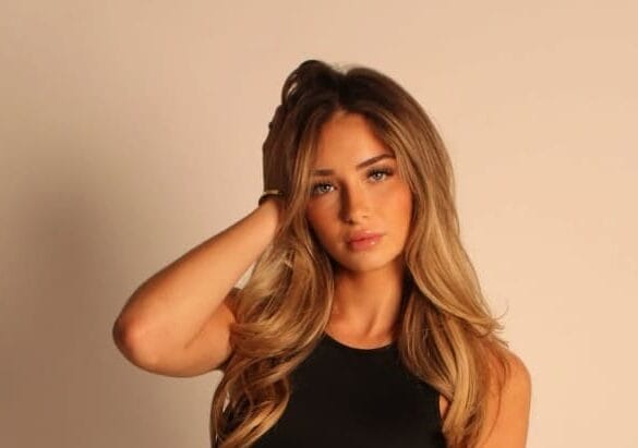 Bikini model Beatriz Corbett toont haar perfecte figuurtje op Instagram ...